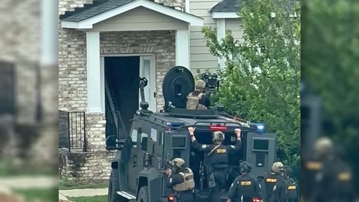 Special Response Team converges on Cobblestone home | The Voice of ...
